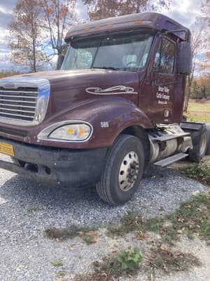SOLD - 2002 Freightliner Columbia Lot No. 8637 Other Equipment with ...
