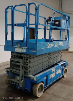 SOLD - 2002 Genie GS-3246 Lot No. DW0935 Construction with 307 Hrs ...