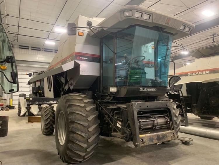 2002 Gleaner R62 Combines Class 6 for Sale | Tractor Zoom