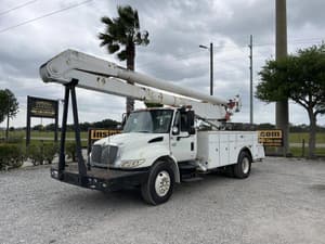 SOLD - 2002 International 4300 Lot No. 6235 Other Equipment with --- mi ...