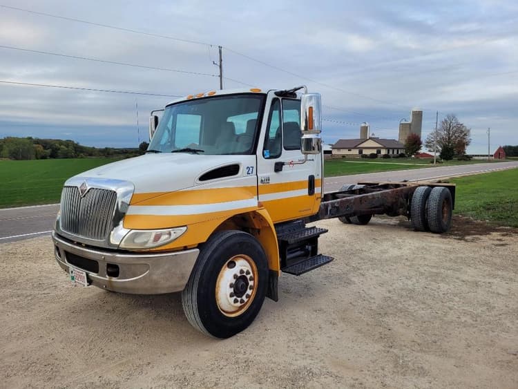 2002 International 4300 Other Equipment Trucks for Sale | Tractor Zoom