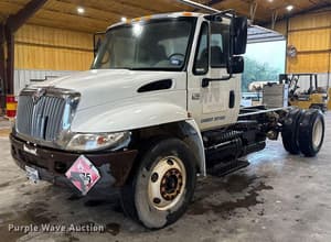 SOLD - 2002 International 4300 Lot No. EU2170 Other Equipment with ...