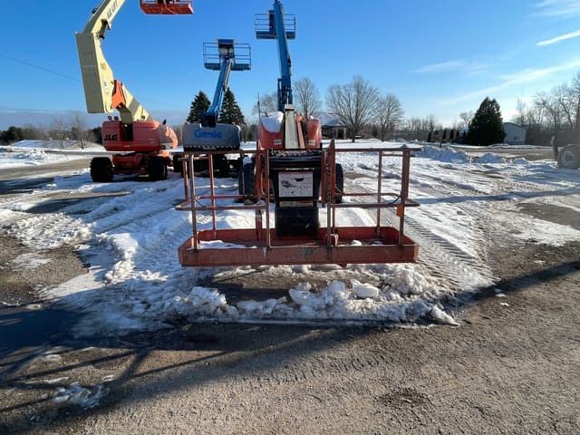 2002 JLG 600S Lot No. 410 Construction For Sale with 4,072 Hrs ...
