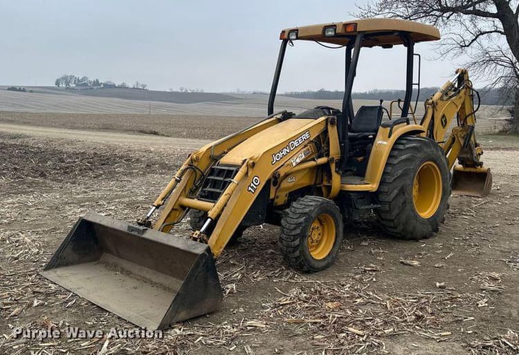 SOLD - 2002 John Deere 110 Construction Backhoe Loaders | Tractor Zoom