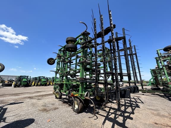 2002 John Deere 2400 Tillage Chisel Plows for Sale | Tractor Zoom