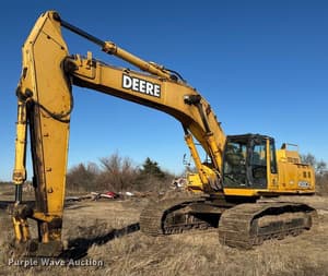 SOLD - 2002 John Deere 450C LC Lot No. LH9369 Construction with 1,500 ...