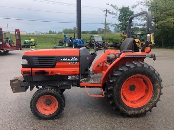 SOLD - 2002 Kubota L3010 Tractors Less than 40 HP | Tractor Zoom