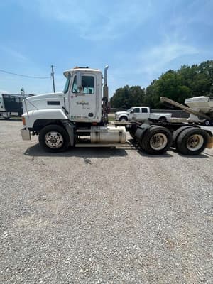 SOLD - 2002 Mack CH613 Lot No. 260 Other Equipment with 584,100 mi ...