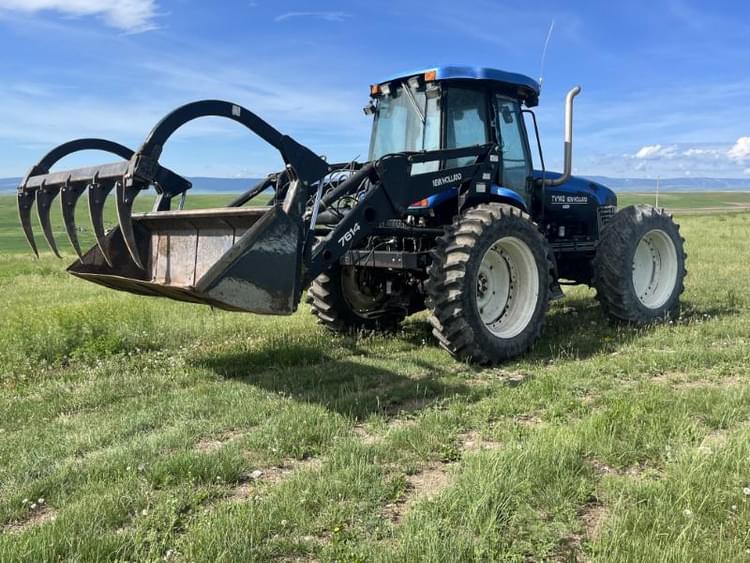 SOLD - 2002 New Holland TV140 Tractors 100 to 174 HP | Tractor Zoom