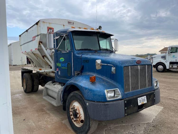 SOLD - 2002 Peterbilt 330 Other Equipment Trucks | Tractor Zoom