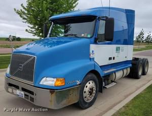 2002 Volvo VNL Lot No. DX6990 Other Equipment For Sale with 382,639 mi | Tractor Zoom