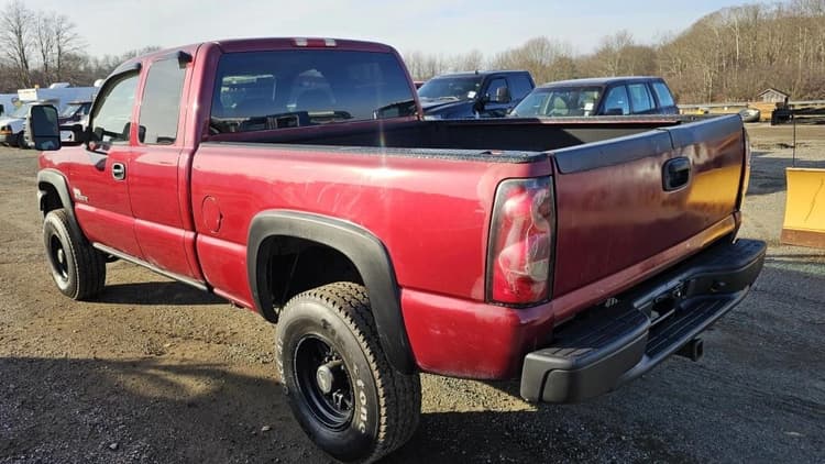 2003 Chevrolet 2500HD Other Equipment Vehicles for Sale | Tractor Zoom