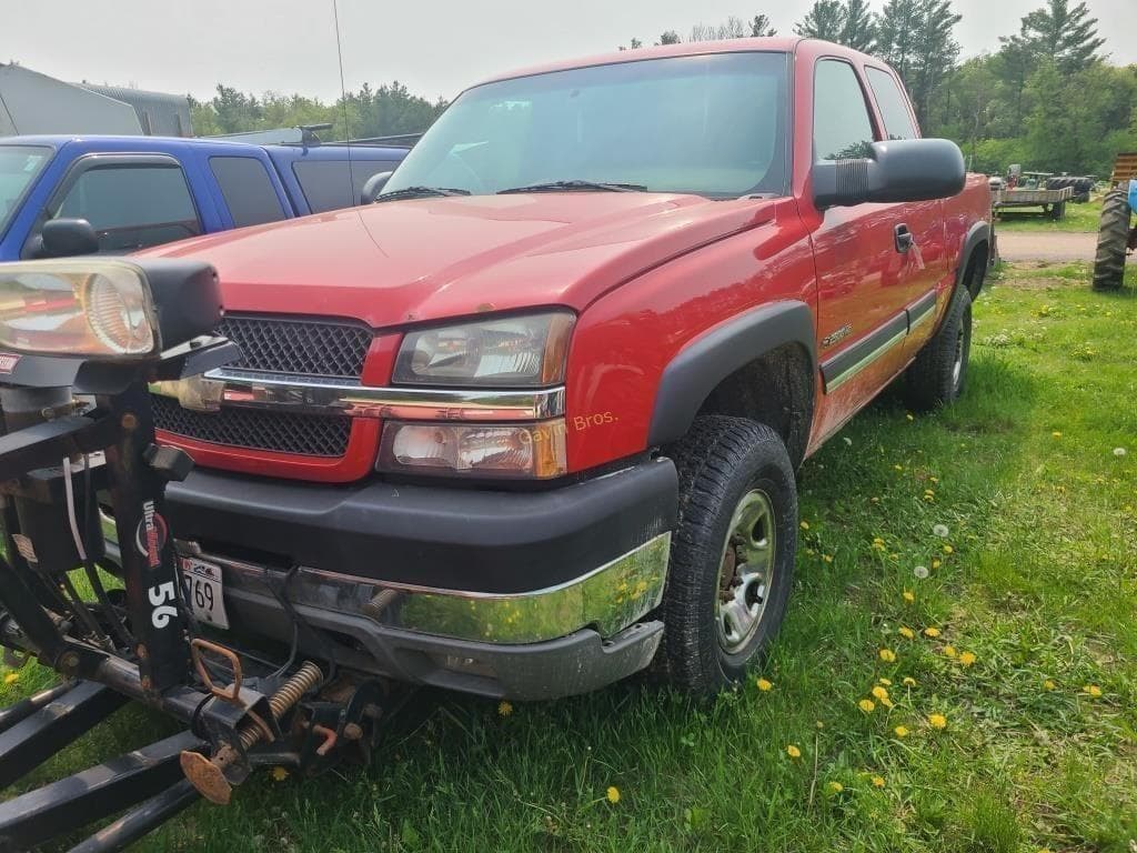 2003 Chevrolet 2500HD Other Equipment Vehicles for Sale | Tractor Zoom