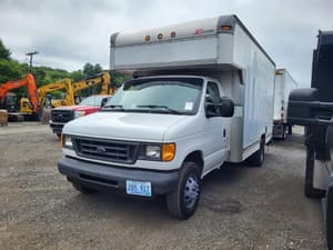2003 Ford E-450 Lot No. 380885 Other Equipment For Sale with 120,629 mi | Tractor Zoom