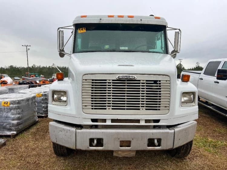2003 Freightliner FL70 Other Equipment Trucks for Sale | Tractor Zoom