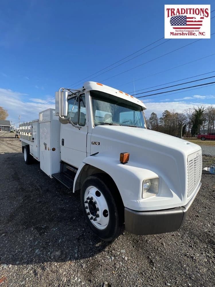 2003 Freightliner FL70 Other Equipment Trucks for Sale | Tractor Zoom