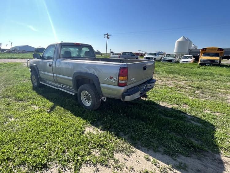 2003 GMC 2500HD Other Equipment Vehicles for Sale | Tractor Zoom