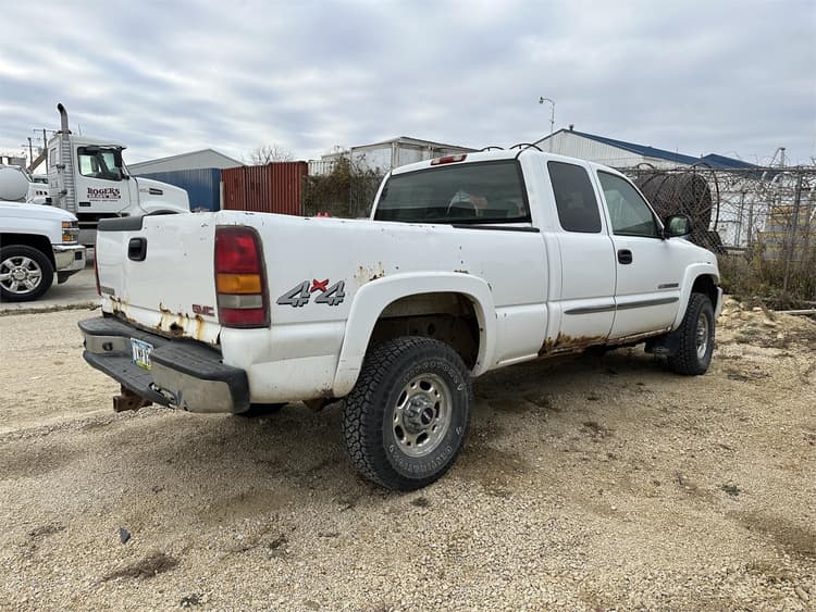 2003 GMC 2500HD Other Equipment Vehicles for Sale | Tractor Zoom