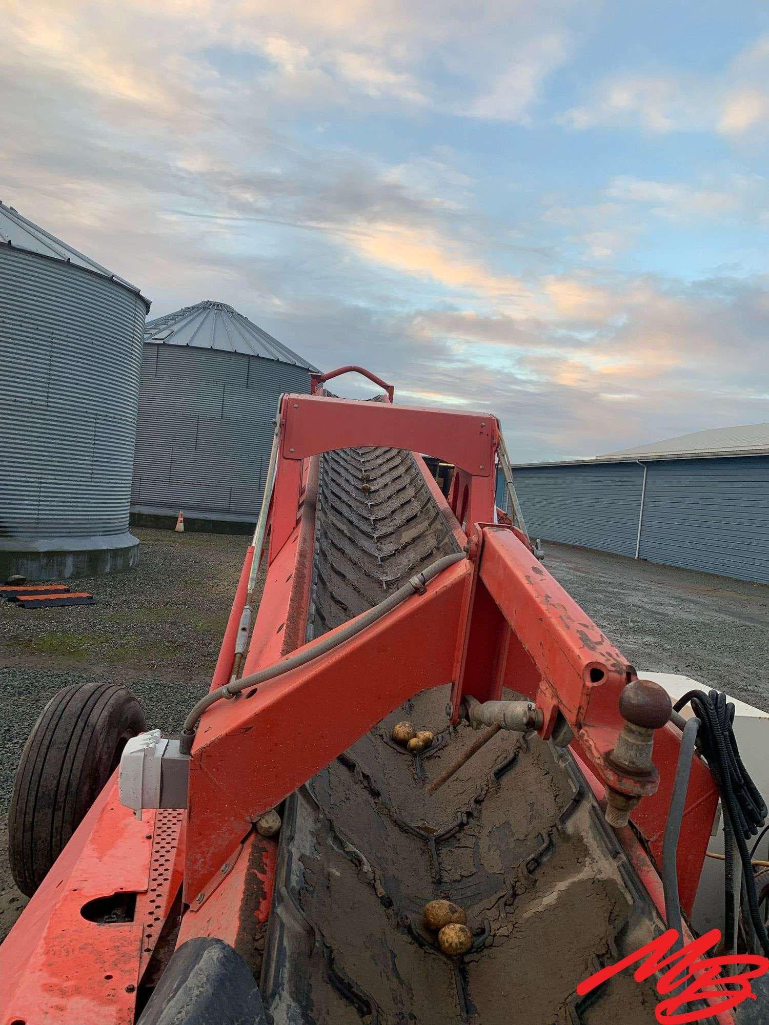 Tractor Zoom - 2003 Grimme SL-8018