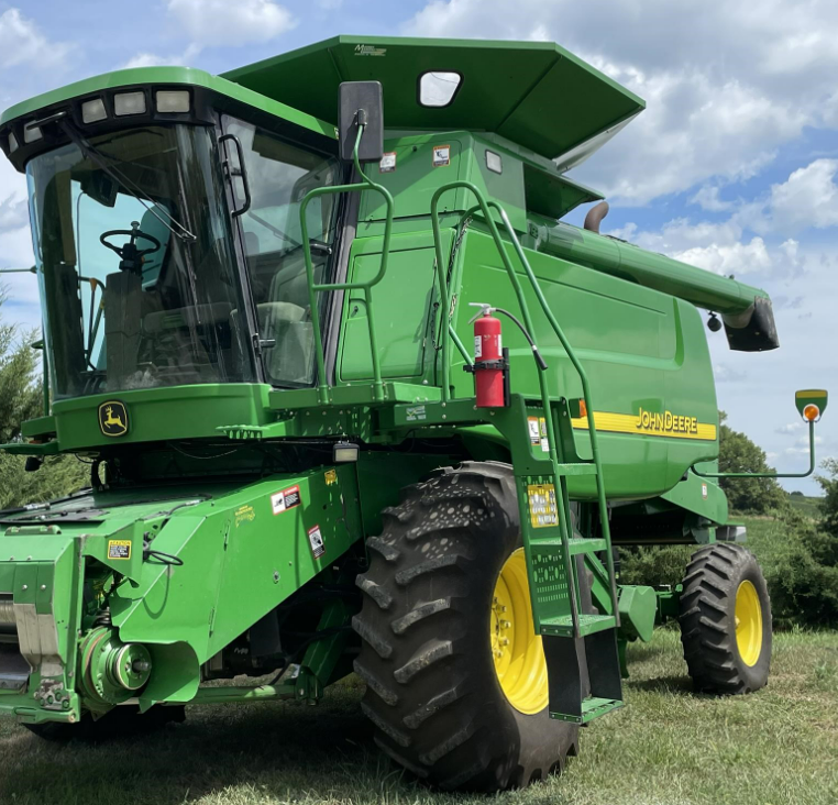 SOLD - 2003 John Deere 9550 Lot No. 7d864190-1a51-11ed-8bec ...