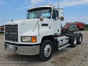 SOLD - 2003 Mack CH613 Lot No. DS4659 Other Equipment with 754,525 mi | Tractor Zoom