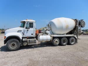 SOLD - 2003 Mack CV513 Lot No. 9841 Other Equipment with 190,300 mi ...