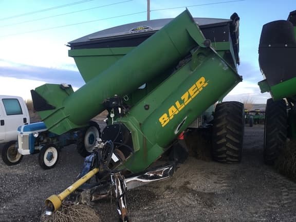 SOLD - 2004 Balzer 1250 Harvesting Grain Carts | Tractor Zoom