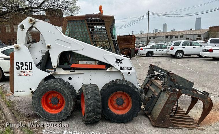 2004 Bobcat S250 Construction Skid Steers for Sale | Tractor Zoom