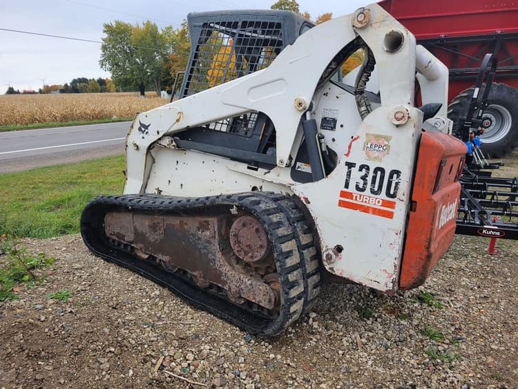 2004 Bobcat T300 Construction Compact Track Loaders for Sale | Tractor Zoom