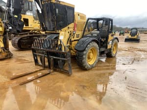 SOLD - 2004 Caterpillar TH220B Lot No. 50663289 Construction with 6,970 ...