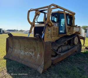 SOLD - 2004 Caterpillar D6R XL Series II dozer Construction with 5,104 ...
