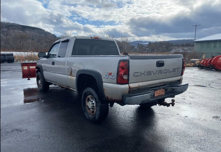 2004 Chevrolet 2500HD Other Equipment Vehicles for Sale | Tractor Zoom