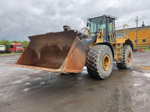 SOLD - 2004 DEERE 744J WHEEL LOADER SN: DW744JX592987 Construction with ...