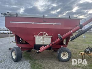 2004 E-Z Trail 3400 Lot No. 68 Harvesting For Sale | Tractor Zoom