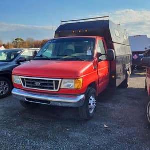 SOLD - 2004 Ford E-450 Lot No. 415144 Other Equipment with --- mi | Tractor Zoom