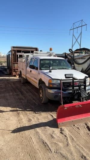 SOLD - 2004 GMC 2500HD Lot No. 826 Other Equipment with --- mi ...