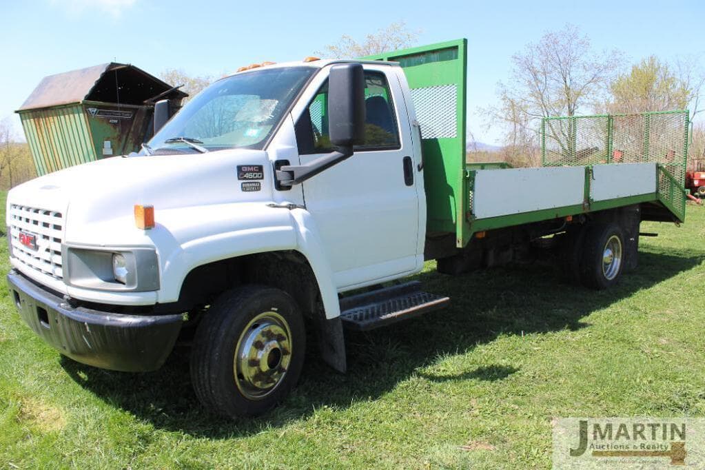 2004 GMC C4500 Other Equipment Vehicles for Sale | Tractor Zoom