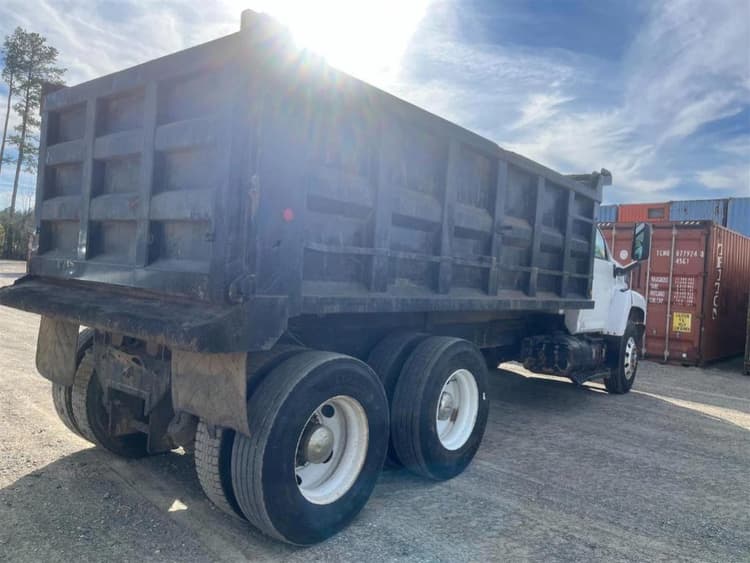 2004 GMC C8500 Other Equipment Trucks for Sale | Tractor Zoom