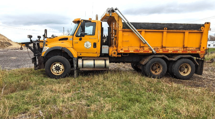 2004 International 7600 Other Equipment Trucks for Sale | Tractor Zoom