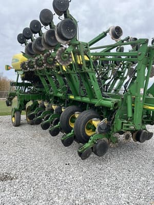 2004 John Deere 1790 Stock No. 225925 Planting For Sale with 31 Rows ...