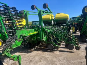 2004 John Deere 1790 Stock No. 212815 Planting For Sale with 31 Rows ...