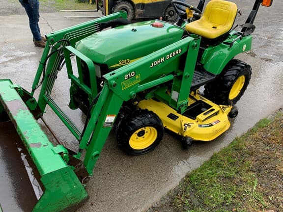 2004 John Deere 2210 Tractors Less than 40 HP for Sale | Tractor Zoom