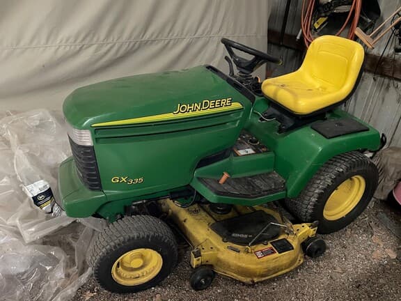 Tractor Zoom - 2004 John Deere GX335
