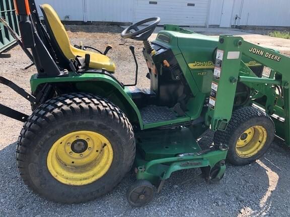 Tractor Zoom - 2004 John Deere 4110
