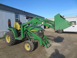 SOLD - 2004 John Deere 4210 27HP MFWD Tractor Tractors with 1,321 Hrs ...