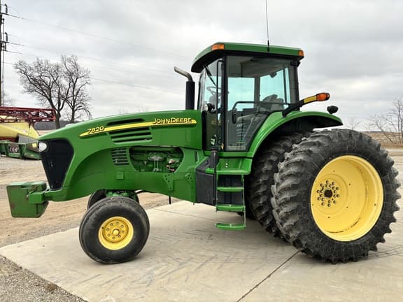 2004 John Deere 7820 Tractors 175 to 299 HP for Sale | Tractor Zoom