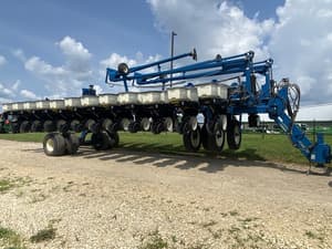 2004 Kinze 3700 Stock No. 1119736 Planting For Sale with 24 Rows ...