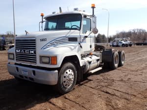 SOLD - 2004 Mack CH600 Lot No. 1116 Other Equipment with 35,590 mi | Tractor Zoom