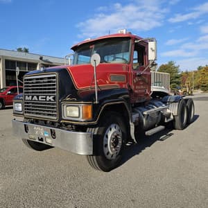 SOLD - 2004 Mack CH613 Lot No. 408681 Other Equipment with 763,308 mi | Tractor Zoom