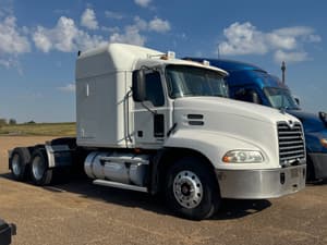 2004 Mack CX613 Lot No. 4720 Other Equipment For Sale with 898,008 mi ...